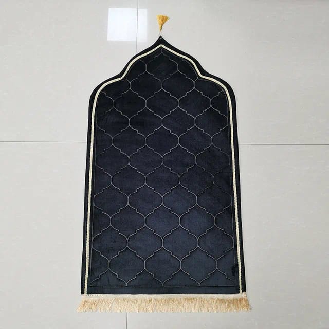Plain Luxurious Carpet Style 3D Prayer Mat | Imported Janamaz – Al Sujood